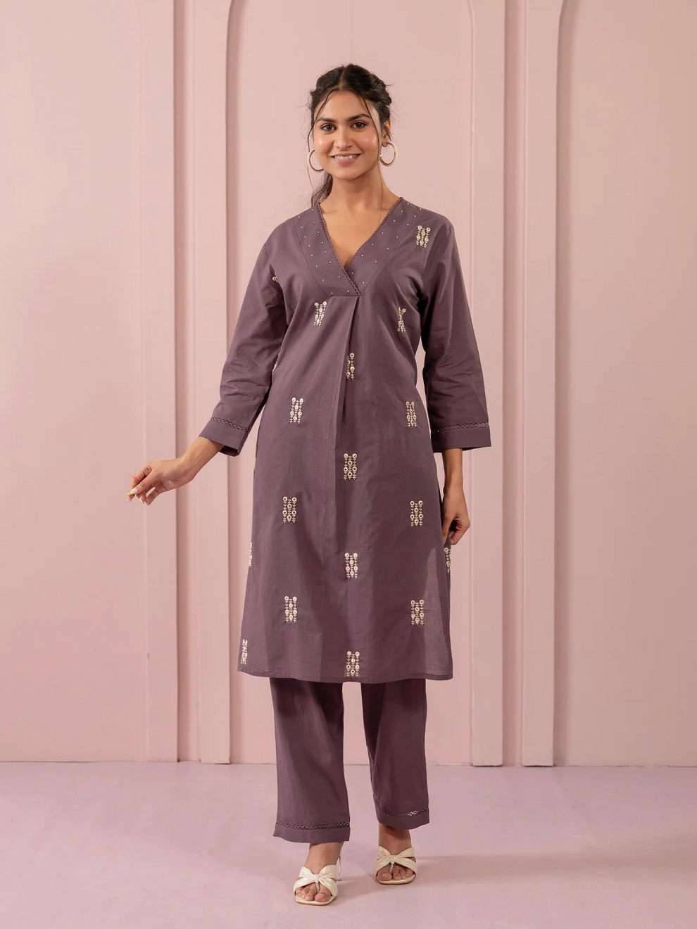 Embroidered Kurta Set – Vivid India Creations